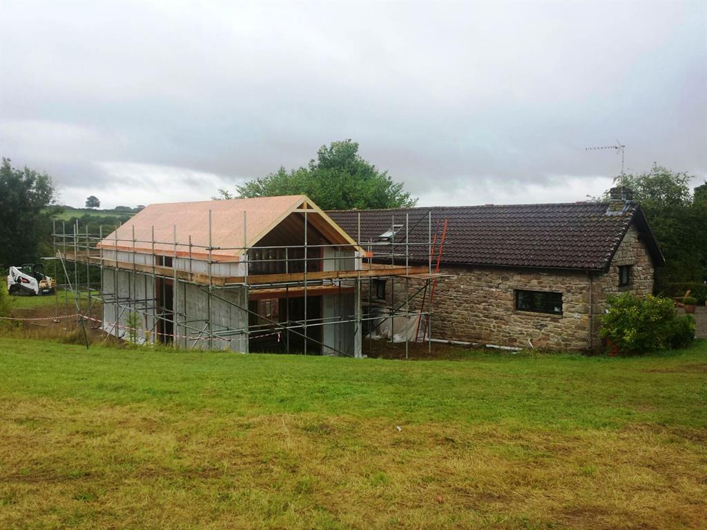 Fforest Timber Engineering :: TIMBER FRAME CONSTRUCTION